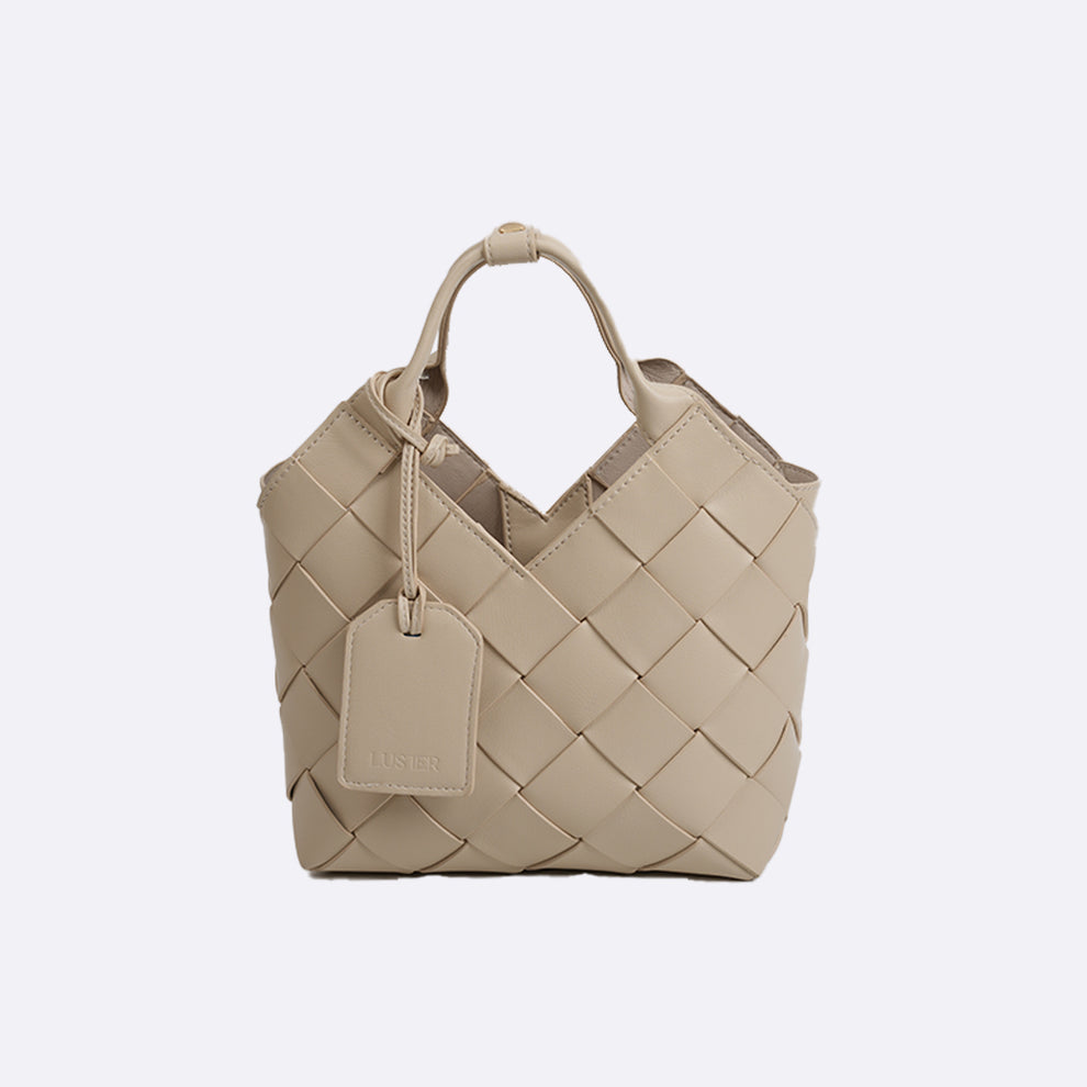 Calie in Eggshell – lusterbkk